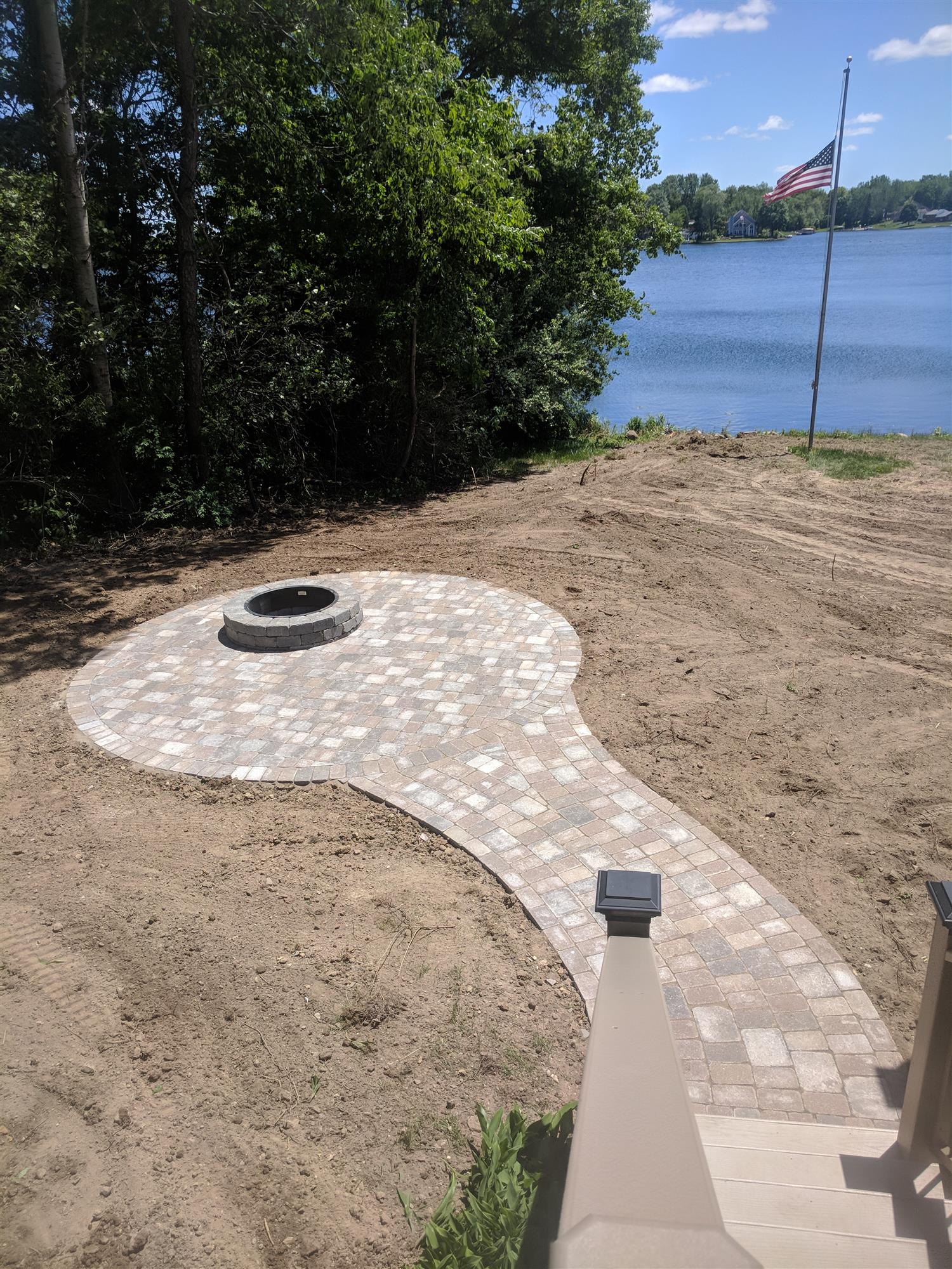 Portfolio | Outdoor Solutions | Retaining Walls